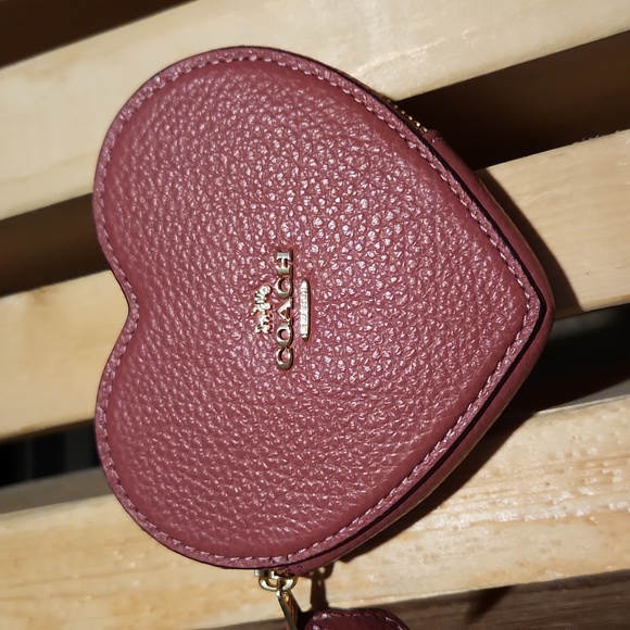 Coach | Bags | Nwt Coach Rouge Pink Heart Pebbled Leather Coin Purse ...